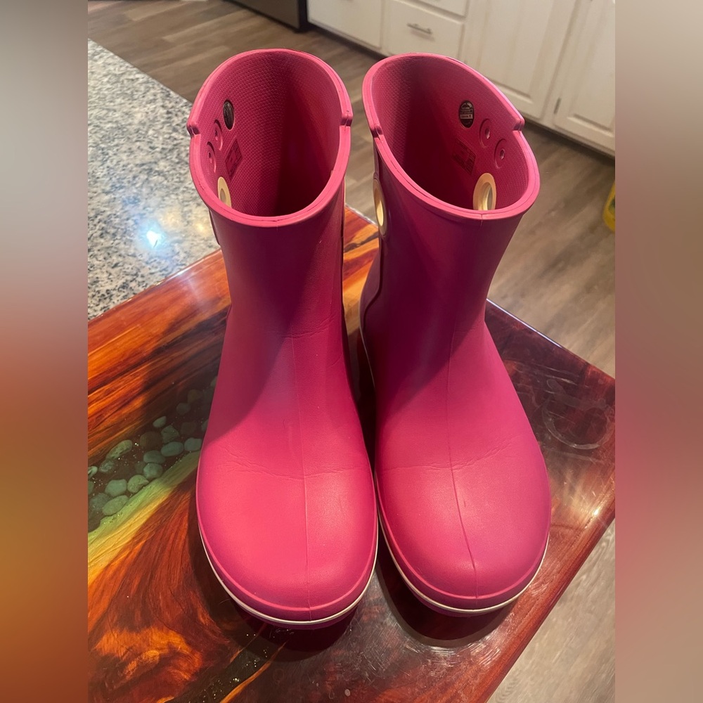 Hot Pink Crocs Bootties - Gem
